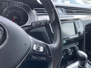 Pelēks Volkswagen Passat B8 2015 Talsi, ar dzinēja tilpumu 2.00 L un nobraukumu 309 tūkst. km par 6990 €, foto 17 vietnē AUTOMOTO.COM.LV