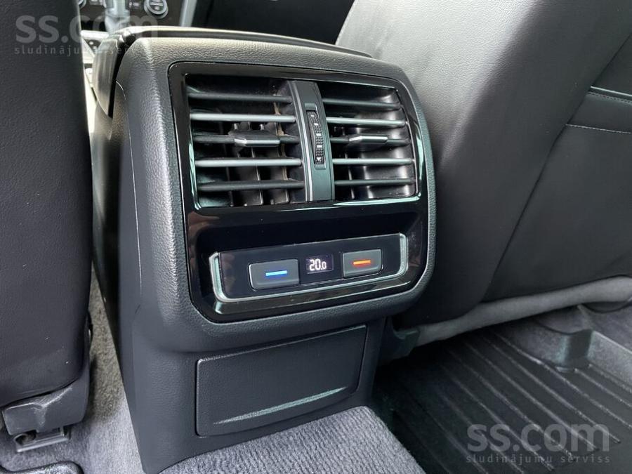 Pelēks Volkswagen Passat B8 2015 Talsi, ar dzinēja tilpumu 2.00 L un nobraukumu 309 tūkst. km par 6990 €, foto 27 vietnē AUTOMOTO.COM.LV