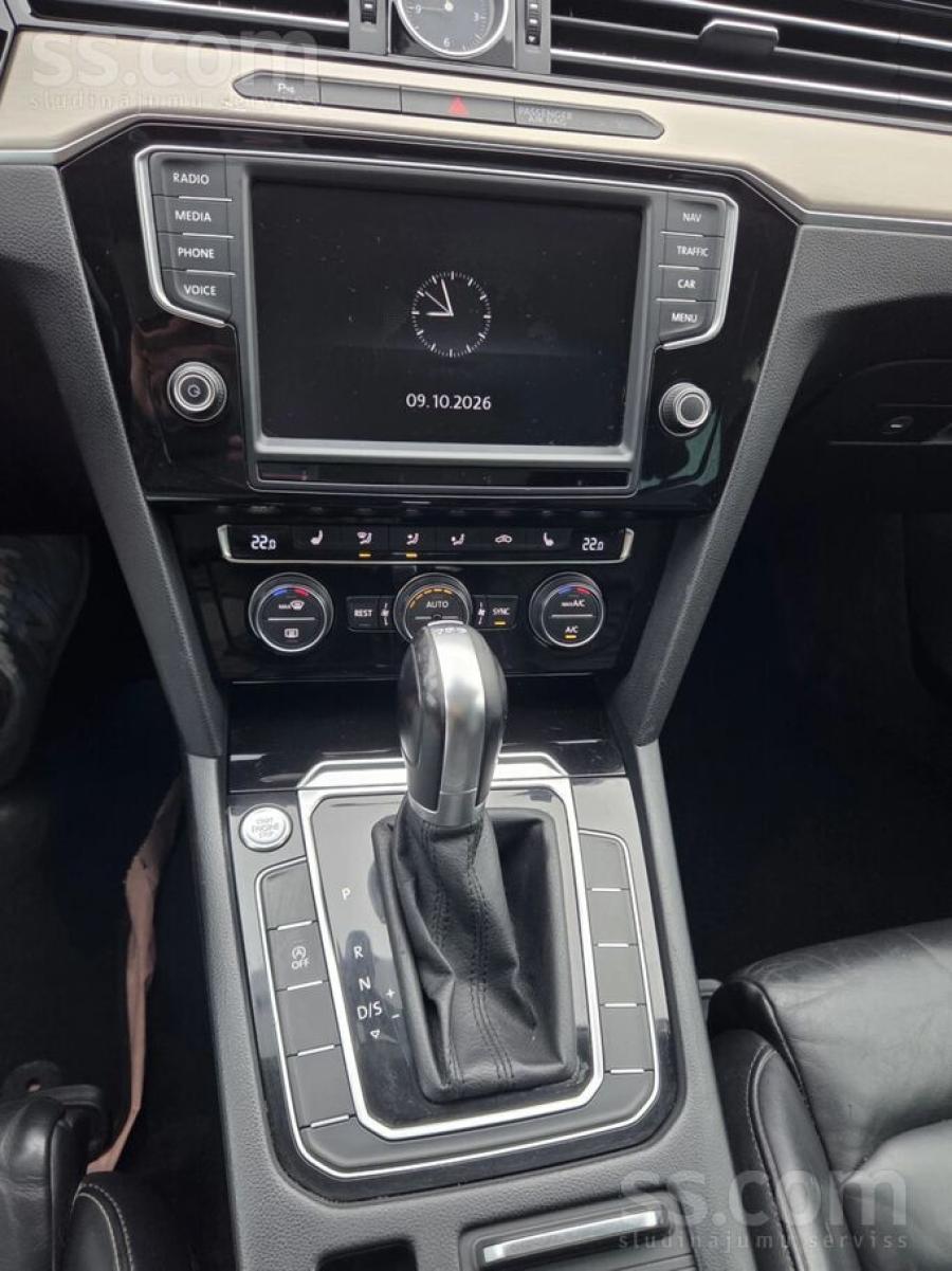 Pelēks Volkswagen Passat B8 2015 Rīga, ar dzinēja tilpumu 1.40 L un nobraukumu 227 tūkst. km par 9750 €, foto 6 vietnē AUTOMOTO.COM.LV