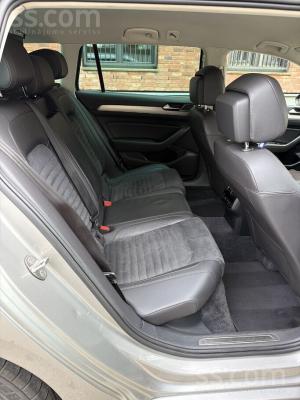 Pelēks Volkswagen Passat B8 2015 Rīga, ar dzinēja tilpumu 2.00 L un nobraukumu 266 tūkst. km par 9200 €, foto 17 vietnē AUTOMOTO.COM.LV