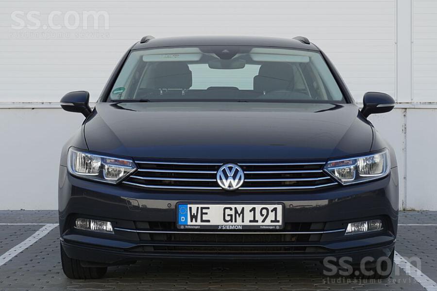 Grey Volkswagen Passat B8 2016 in Riga, with an engine capacity of 2.00 L and mileage of 233 thousand km for 9300 €, photo 2 on AUTOMOTO.COM.LV