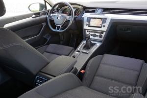 Grey Volkswagen Passat B8 2016 in Riga, with an engine capacity of 2.00 L and mileage of 233 thousand km for 9300 €, photo 17 on AUTOMOTO.COM.LV