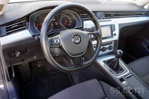 Grey Volkswagen Passat B8 2016 in Riga, with an engine capacity of 2.00 L and mileage of 233 thousand km for 9300 €, photo 20 on AUTOMOTO.COM.LV