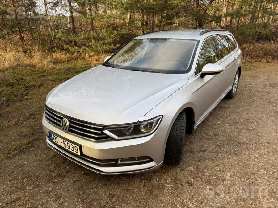 Grey Volkswagen Passat B8 2016 in Tukums, with an engine capacity of 2.00 L and mileage of 291 thousand km for 7250 €, photo 2 on AUTOMOTO.COM.LV