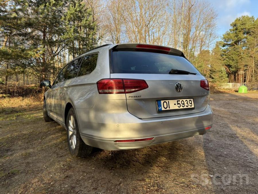 Grey Volkswagen Passat B8 2016 in Tukums, with an engine capacity of 2.00 L and mileage of 291 thousand km for 7250 €, photo 6 on AUTOMOTO.COM.LV