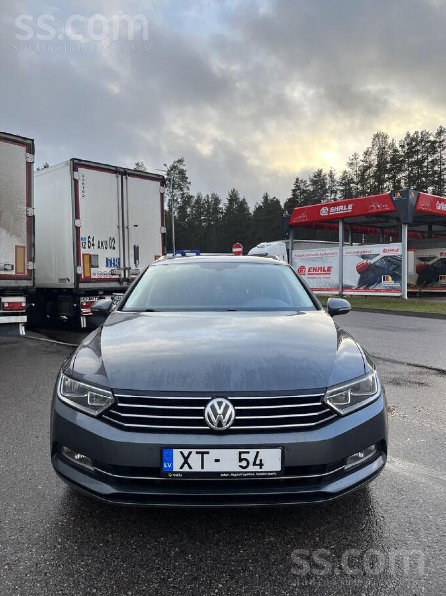 Pelēks Volkswagen Passat B8 2016 Daugavpils, ar dzinēja tilpumu 2.00 L un nobraukumu 277 tūkst. km par 10350 €, foto 2 vietnē AUTOMOTO.COM.LV