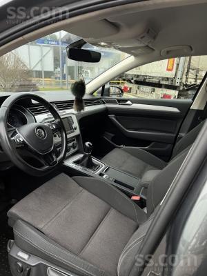 Pelēks Volkswagen Passat B8 2016 Daugavpils, ar dzinēja tilpumu 2.00 L un nobraukumu 277 tūkst. km par 10350 €, foto 9 vietnē AUTOMOTO.COM.LV