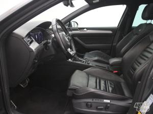 Pelēks Volkswagen Passat B8 2016 Viļņa, ar dzinēja tilpumu 2.00 L un nobraukumu 203 tūkst. km par 14199 €, foto 4 vietnē AUTOMOTO.COM.LV