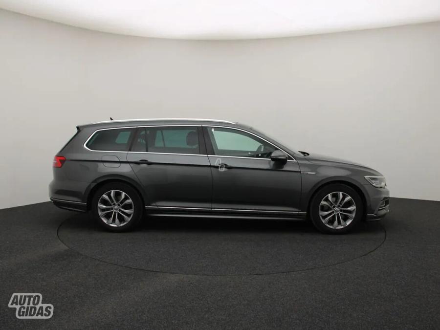 Pelēks Volkswagen Passat B8 2016 Viļņa, ar dzinēja tilpumu 2.00 L un nobraukumu 203 tūkst. km par 14199 €, foto 9 vietnē AUTOMOTO.COM.LV