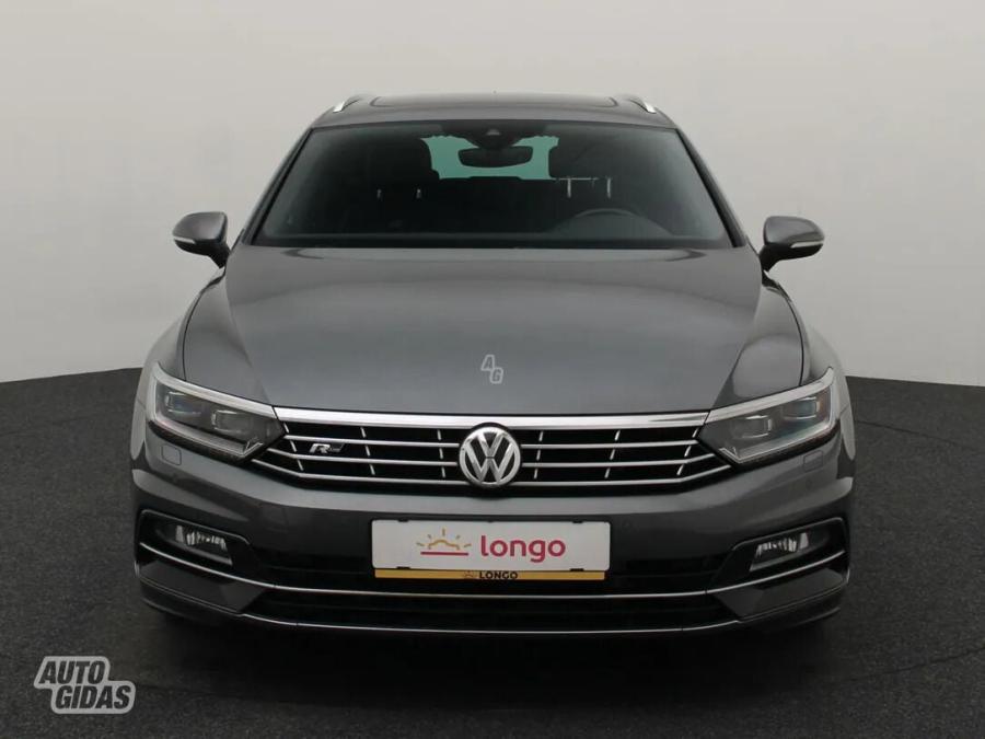 Grey Volkswagen Passat B8 2016 in Vilnius, with an engine capacity of 2.00 L and mileage of 203 thousand km for 14199 €, photo 3 on AUTOMOTO.COM.LV