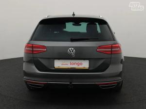 Grey Volkswagen Passat B8 2016 in Vilnius, with an engine capacity of 2.00 L and mileage of 203 thousand km for 14199 €, photo 5 on AUTOMOTO.COM.LV