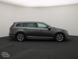 Grey Volkswagen Passat B8 2016 in Vilnius, with an engine capacity of 2.00 L and mileage of 203 thousand km for 14199 €, photo 9 on AUTOMOTO.COM.LV