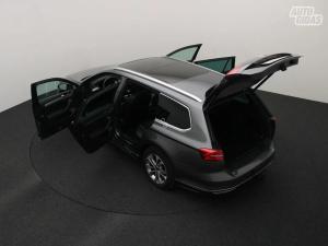 Grey Volkswagen Passat B8 2016 in Vilnius, with an engine capacity of 2.00 L and mileage of 203 thousand km for 14199 €, photo 13 on AUTOMOTO.COM.LV