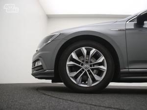 Grey Volkswagen Passat B8 2016 in Vilnius, with an engine capacity of 2.00 L and mileage of 203 thousand km for 14199 €, photo 28 on AUTOMOTO.COM.LV