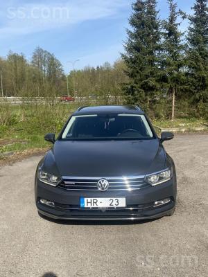 Pelēks Volkswagen Passat B8 2016 Rīga, ar dzinēja tilpumu 2.00 L un nobraukumu 246 tūkst. km par 10500 €, foto  vietnē AUTOMOTO.COM.LV