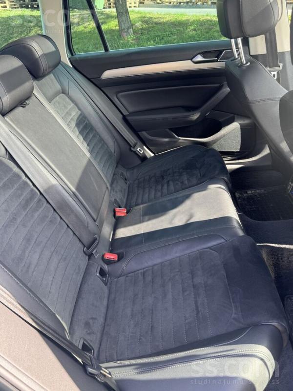 Grey Volkswagen Passat B8 2016 in Riga, with an engine capacity of 1.60 L and mileage of 201 thousand km for 8700 €, photo 9 on AUTOMOTO.COM.LV