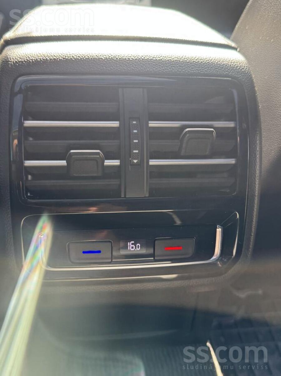 Pelēks Volkswagen Passat B8 2016 Rīga, ar dzinēja tilpumu 1.60 L un nobraukumu 201 tūkst. km par 8700 €, foto 13 vietnē AUTOMOTO.COM.LV
