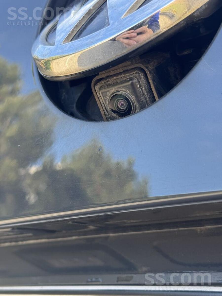 Pelēks Volkswagen Passat B8 2016 Rīga, ar dzinēja tilpumu 1.60 L un nobraukumu 201 tūkst. km par 8700 €, foto 18 vietnē AUTOMOTO.COM.LV