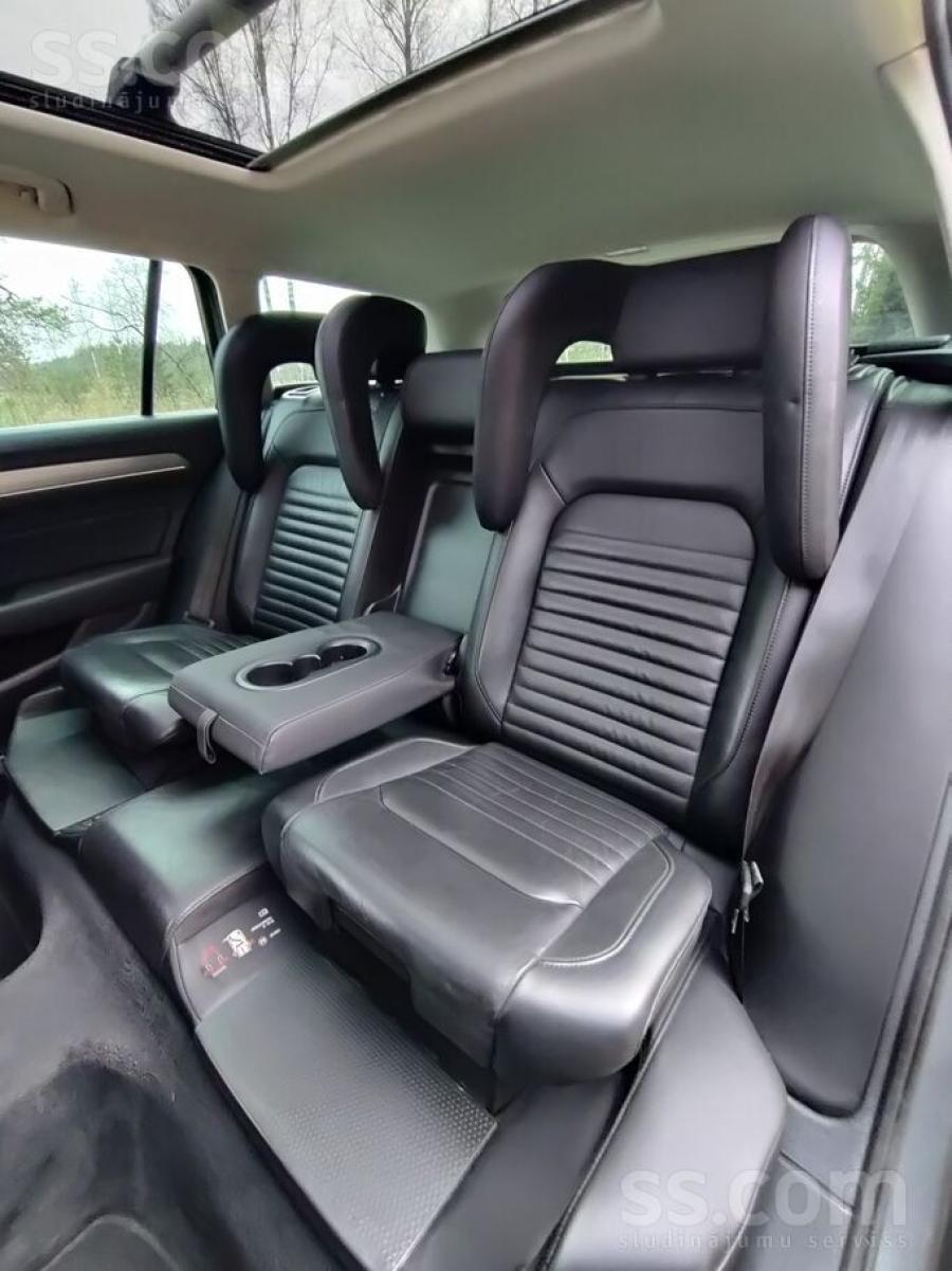 Pelēks Volkswagen Passat B8 2016 Rīga, ar dzinēja tilpumu 1.80 L un nobraukumu 181 tūkst. km par 10500 €, foto 16 vietnē AUTOMOTO.COM.LV