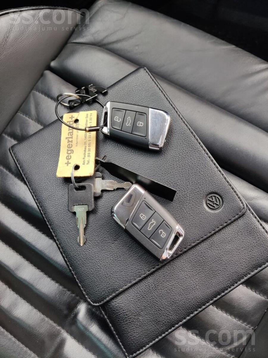 Pelēks Volkswagen Passat B8 2016 Rīga, ar dzinēja tilpumu 1.80 L un nobraukumu 181 tūkst. km par 10500 €, foto 21 vietnē AUTOMOTO.COM.LV
