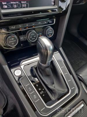 Pelēks Volkswagen Passat B8 2016 Rīga, ar dzinēja tilpumu 1.80 L un nobraukumu 181 tūkst. km par 10500 €, foto 22 vietnē AUTOMOTO.COM.LV