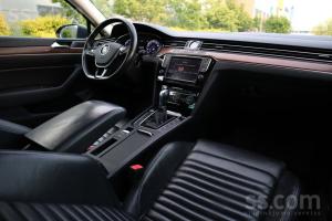 Серый Фольксваген Пассат Б8 2016 в Рига, объемом двигателя 2.00 л и пробегом 363 тыс. км за 9990 €, фото 9 на AUTOMOTO.COM.LV