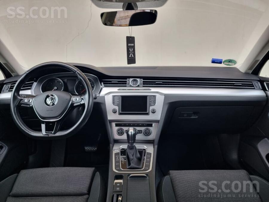 Pelēks Volkswagen Passat B8 2016 Ogre, ar dzinēja tilpumu 2.00 L un nobraukumu 238 tūkst. km par 9450 €, foto 14 vietnē AUTOMOTO.COM.LV