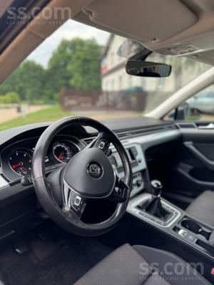 Pelēks Volkswagen Passat B8 2016 Rīga, ar dzinēja tilpumu 2.00 L un nobraukumu 323 tūkst. km par 8000 €, foto 6 vietnē AUTOMOTO.COM.LV