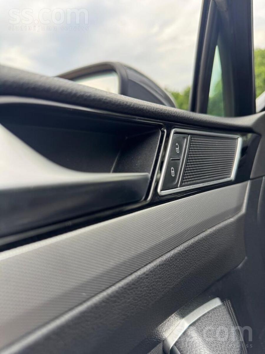 Pelēks Volkswagen Passat B8 2016 Rīga, ar dzinēja tilpumu 2.00 L un nobraukumu 323 tūkst. km par 8000 €, foto 8 vietnē AUTOMOTO.COM.LV