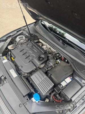 Pelēks Volkswagen Passat B8 2016 Rīga, ar dzinēja tilpumu 2.00 L un nobraukumu 323 tūkst. km par 8000 €, foto 14 vietnē AUTOMOTO.COM.LV