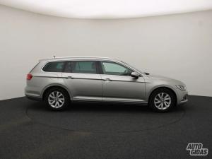 Grey Volkswagen Passat B8 2016 in Vilnius, with an engine capacity of 1.60 L and mileage of 138 thousand km for 11999 €, photo 10 on AUTOMOTO.COM.LV