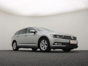 Grey Volkswagen Passat B8 2016 in Vilnius, with an engine capacity of 1.60 L and mileage of 138 thousand km for 11999 €, photo 12 on AUTOMOTO.COM.LV