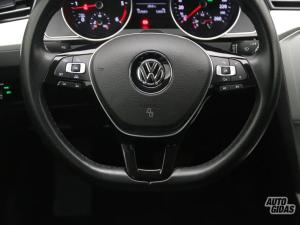 Grey Volkswagen Passat B8 2016 in Vilnius, with an engine capacity of 1.60 L and mileage of 138 thousand km for 11999 €, photo 19 on AUTOMOTO.COM.LV
