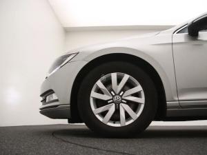 Grey Volkswagen Passat B8 2016 in Vilnius, with an engine capacity of 1.60 L and mileage of 138 thousand km for 11999 €, photo 29 on AUTOMOTO.COM.LV