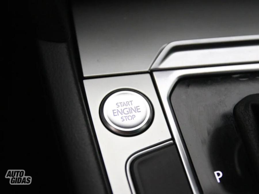 Grey Volkswagen Passat B8 2016 in Vilnius, with an engine capacity of 1.60 L and mileage of 138 thousand km for 11999 €, photo 32 on AUTOMOTO.COM.LV