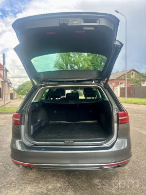 Pelēks Volkswagen Passat B8 2016 Daugavpils, ar dzinēja tilpumu 2.00 L un nobraukumu 278 tūkst. km par 11500 €, foto 6 vietnē AUTOMOTO.COM.LV
