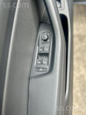 Pelēks Volkswagen Passat B8 2016 Daugavpils, ar dzinēja tilpumu 2.00 L un nobraukumu 278 tūkst. km par 11500 €, foto 17 vietnē AUTOMOTO.COM.LV