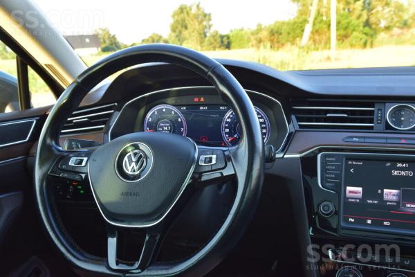 Pelēks Volkswagen Passat B8 2016 Rīga, ar dzinēja tilpumu 2.00 L un nobraukumu 255 tūkst. km par 13000 €, foto 10 vietnē AUTOMOTO.COM.LV