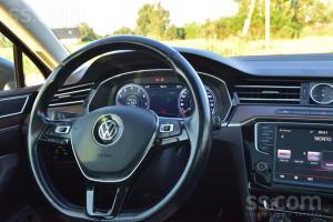 Grey Volkswagen Passat B8 2016 in Riga, with an engine capacity of 2.00 L and mileage of 255 thousand km for 13000 €, photo 11 on AUTOMOTO.COM.LV
