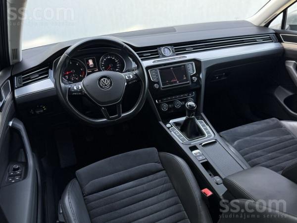 Grey Volkswagen Passat B8 2016 in Tukums, with an engine capacity of 2.00 L and mileage of 240 thousand km for 9499 €, photo 6 on AUTOMOTO.COM.LV