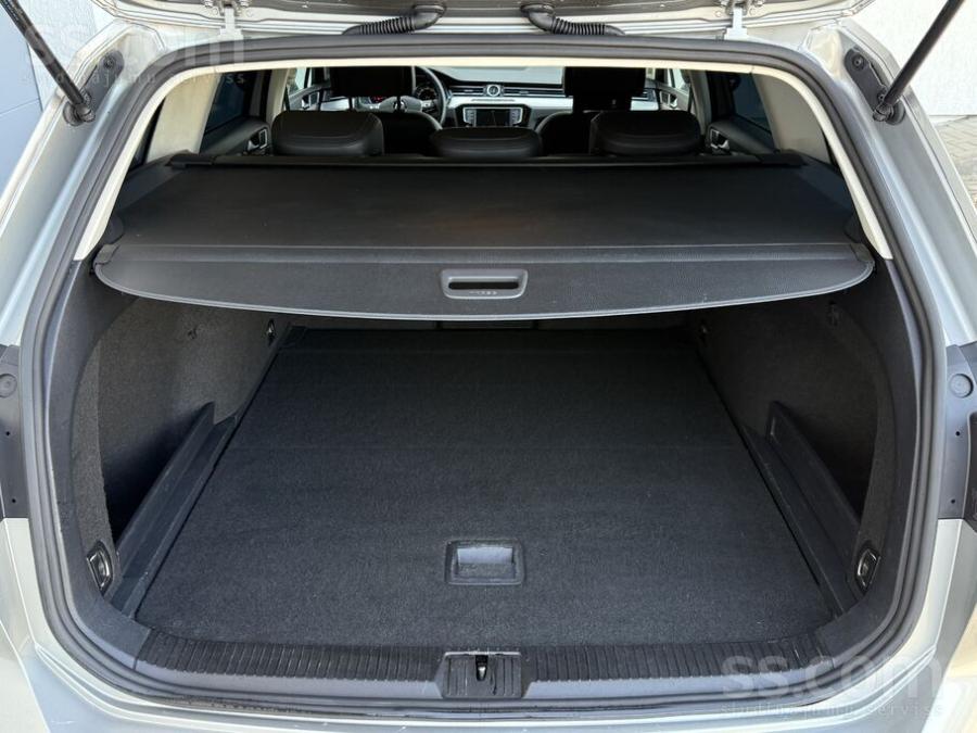 Pelēks Volkswagen Passat B8 2016 Tukums, ar dzinēja tilpumu 2.00 L un nobraukumu 240 tūkst. km par 9499 €, foto 11 vietnē AUTOMOTO.COM.LV