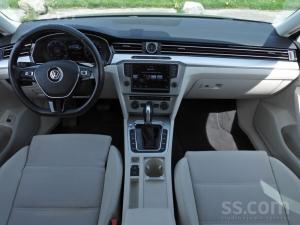 Pelēks Volkswagen Passat B8 2016 Rīga, ar dzinēja tilpumu 1.60 L un nobraukumu 323 tūkst. km par 10700 €, foto 11 vietnē AUTOMOTO.COM.LV