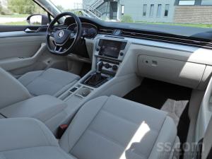 Pelēks Volkswagen Passat B8 2016 Rīga, ar dzinēja tilpumu 1.60 L un nobraukumu 323 tūkst. km par 10700 €, foto 15 vietnē AUTOMOTO.COM.LV