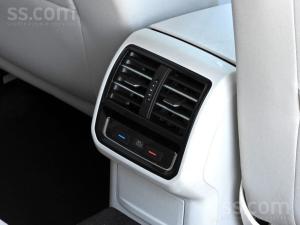 Pelēks Volkswagen Passat B8 2016 Rīga, ar dzinēja tilpumu 1.60 L un nobraukumu 323 tūkst. km par 10700 €, foto 18 vietnē AUTOMOTO.COM.LV