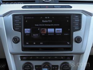 Pelēks Volkswagen Passat B8 2016 Rīga, ar dzinēja tilpumu 1.60 L un nobraukumu 323 tūkst. km par 10700 €, foto 20 vietnē AUTOMOTO.COM.LV