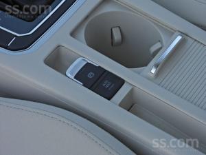 Pelēks Volkswagen Passat B8 2016 Rīga, ar dzinēja tilpumu 1.60 L un nobraukumu 323 tūkst. km par 10700 €, foto 30 vietnē AUTOMOTO.COM.LV