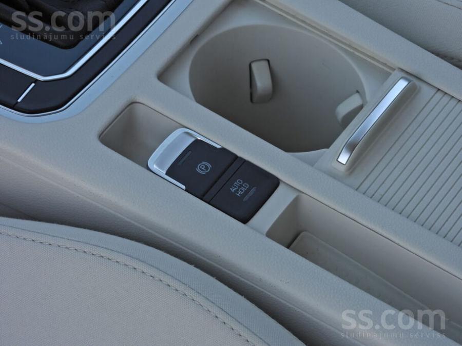Pelēks Volkswagen Passat B8 2016 Rīga, ar dzinēja tilpumu 1.60 L un nobraukumu 323 tūkst. km par 10700 €, foto 30 vietnē AUTOMOTO.COM.LV