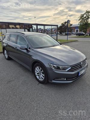 Grey Volkswagen Passat B8 2016 in Riga, with an engine capacity of 2.00 L and mileage of 161 thousand km for 9500 €, photo 3 on AUTOMOTO.COM.LV