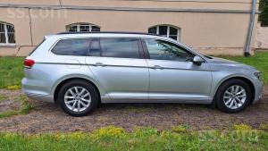 Grey Volkswagen Passat B8 2016 in Kraslava, with an engine capacity of 2.00 L and mileage of 231 thousand km for 10550 €, photo 4 on AUTOMOTO.COM.LV