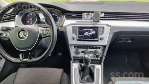 Grey Volkswagen Passat B8 2016 in Kraslava, with an engine capacity of 2.00 L and mileage of 231 thousand km for 10550 €, photo 11 on AUTOMOTO.COM.LV